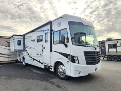 Poulsbo RV Kent Store