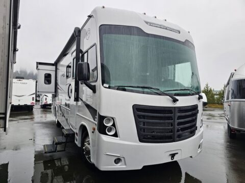 Poulsbo RV Sumner Store